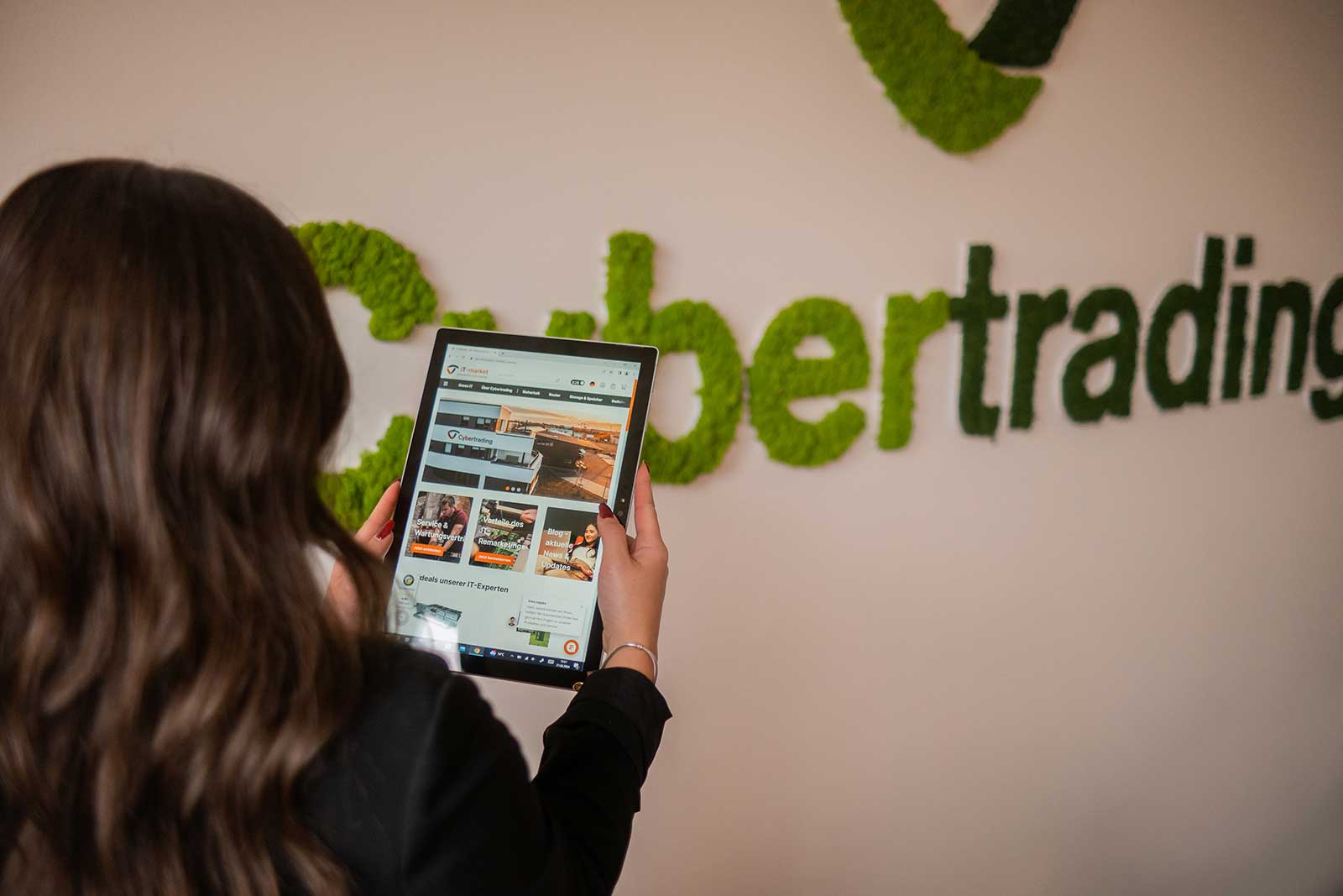 50 % mehr Geschwindigkeit für den Cybertrading Onlineshop